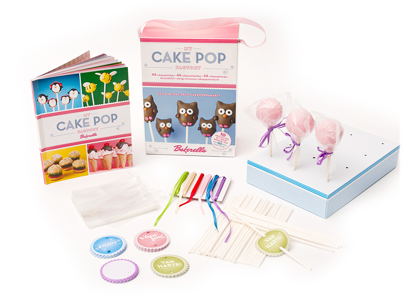 Books & More - Bakerella