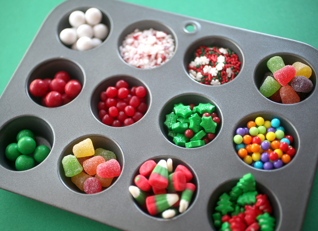 Playing House - Bakerella