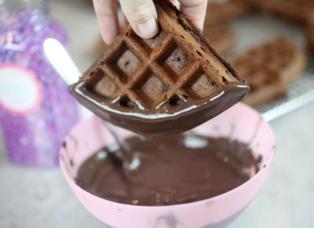Waffle Wedge Sundaes - Bakerella