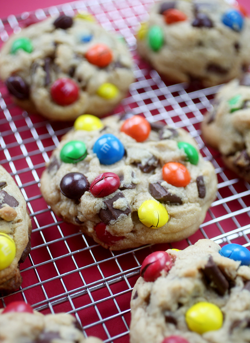 Peanut Butter Chunkers | Bakerella