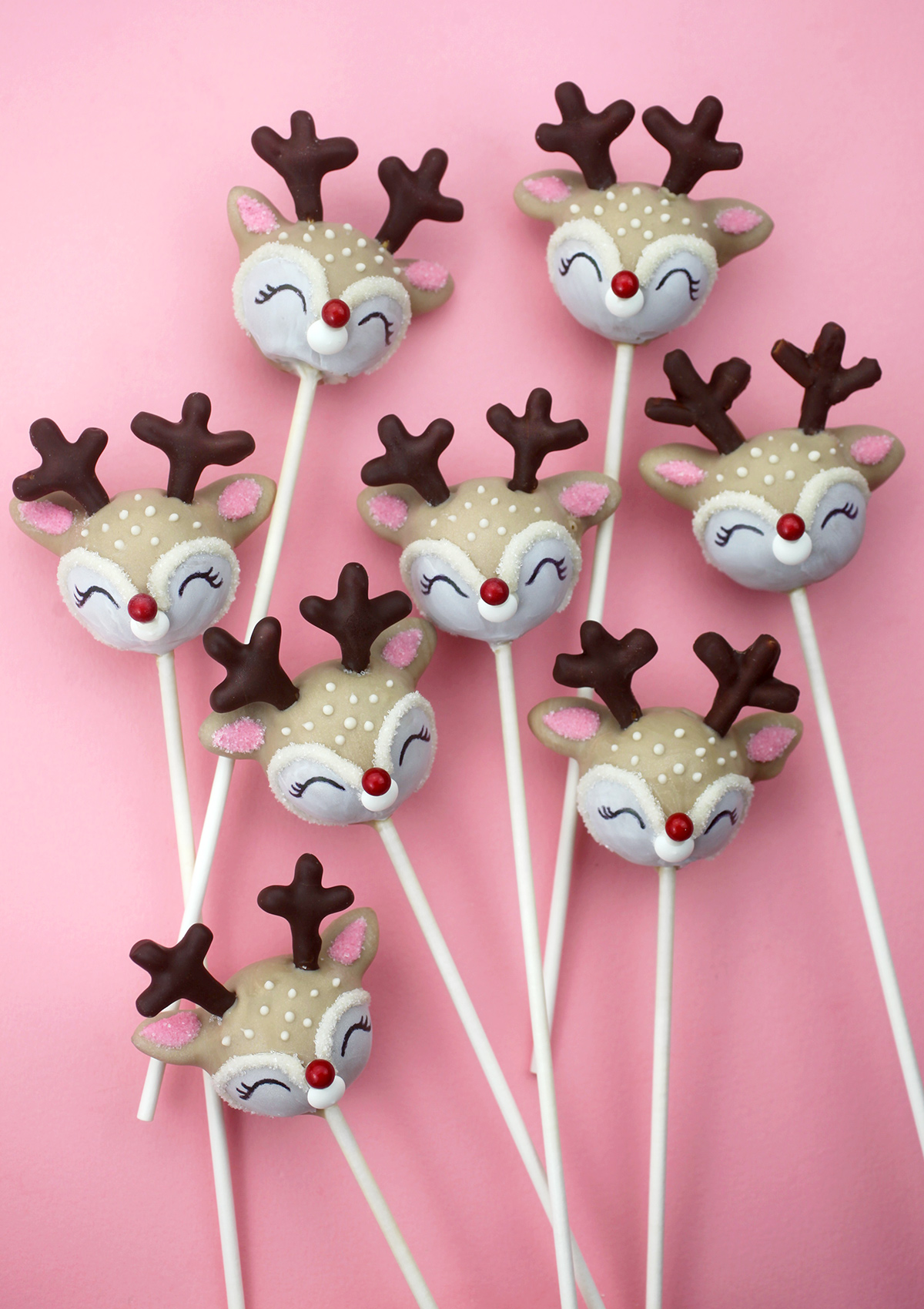 Really Cute Reindeer Cake Pops | Bakerella