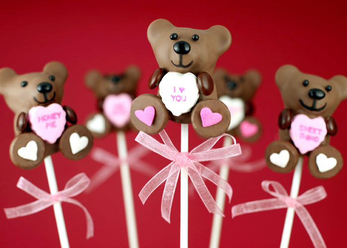 Valentine’s Day Cake Pops - Bakerella