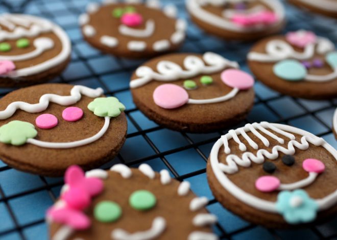 Gingerbread Heads | Bakerella