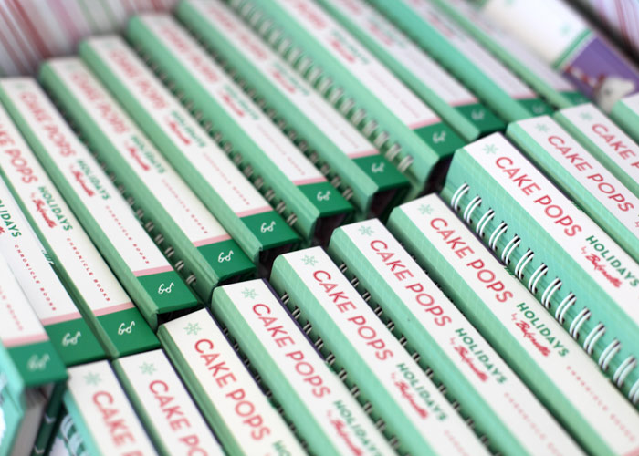 Behind the Scenes: Cake Pops Holidays Book Trailer - Bakerella