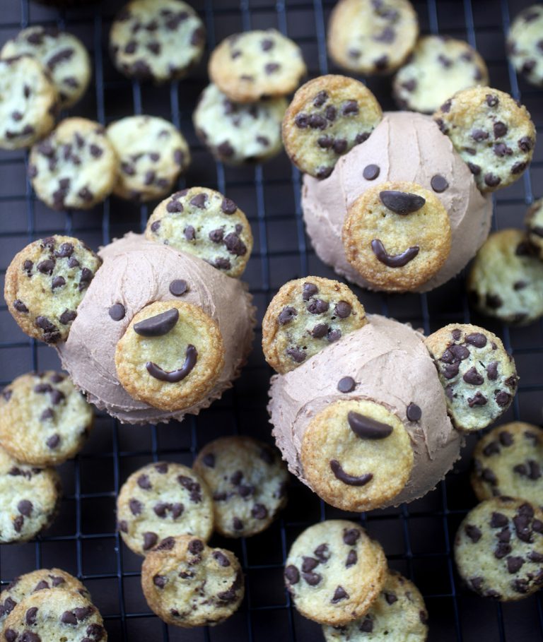 Chocolate Chip Cubcakes - Bakerella