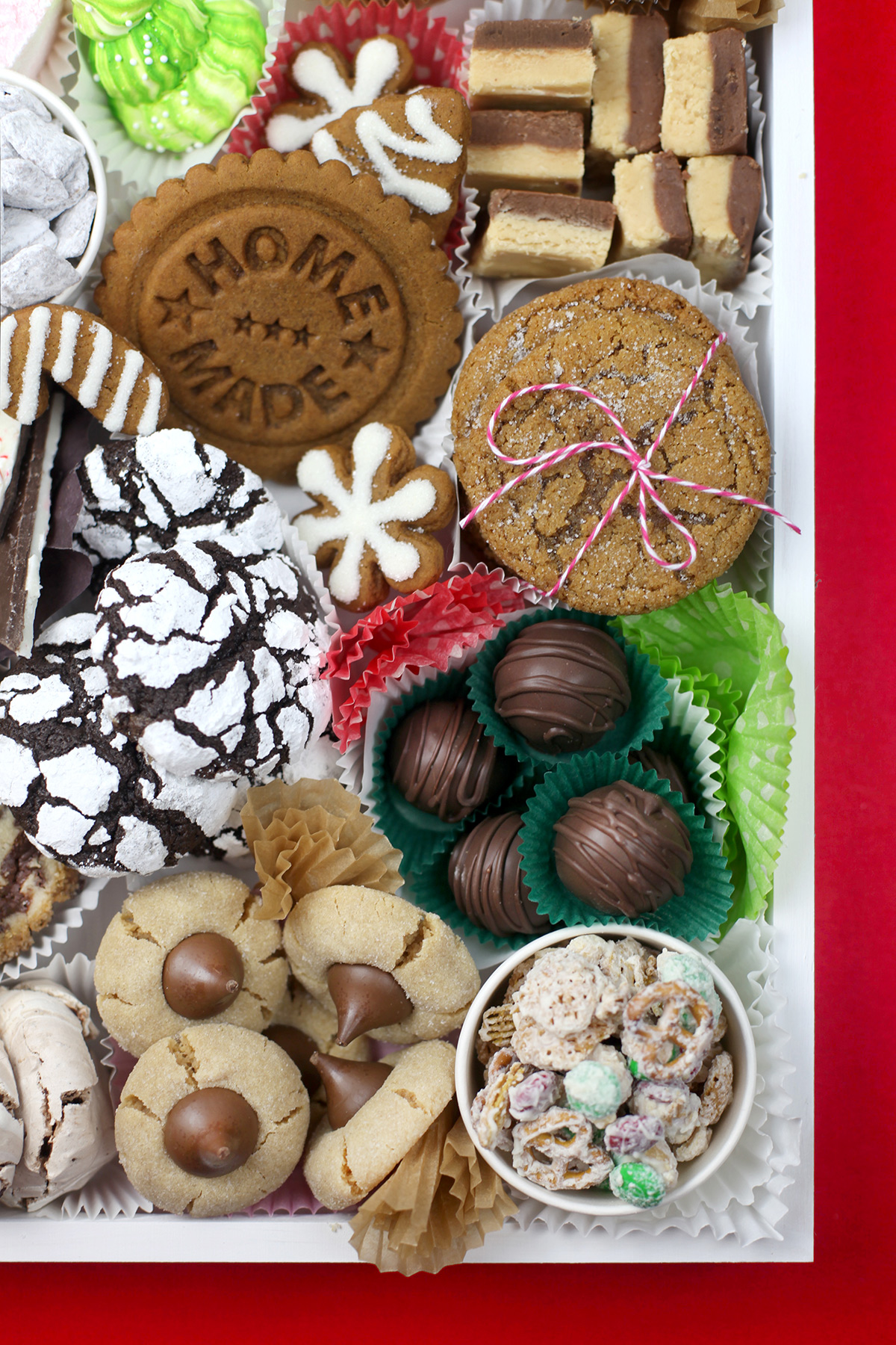 Merry Christmas Cookie Boxes - Bakerella