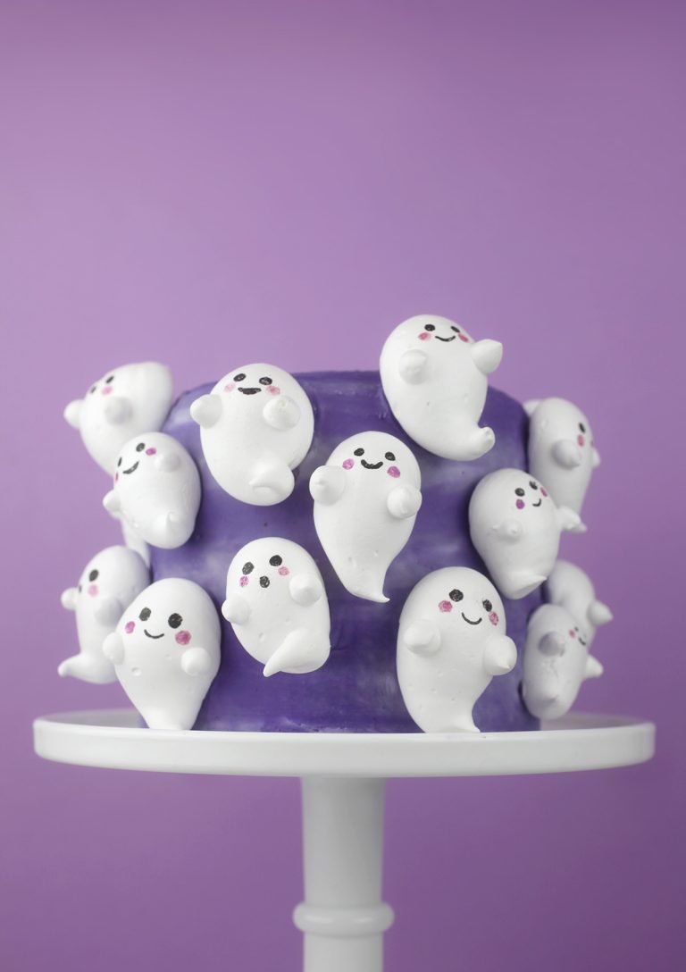 Boo-meringue Cake - Bakerella