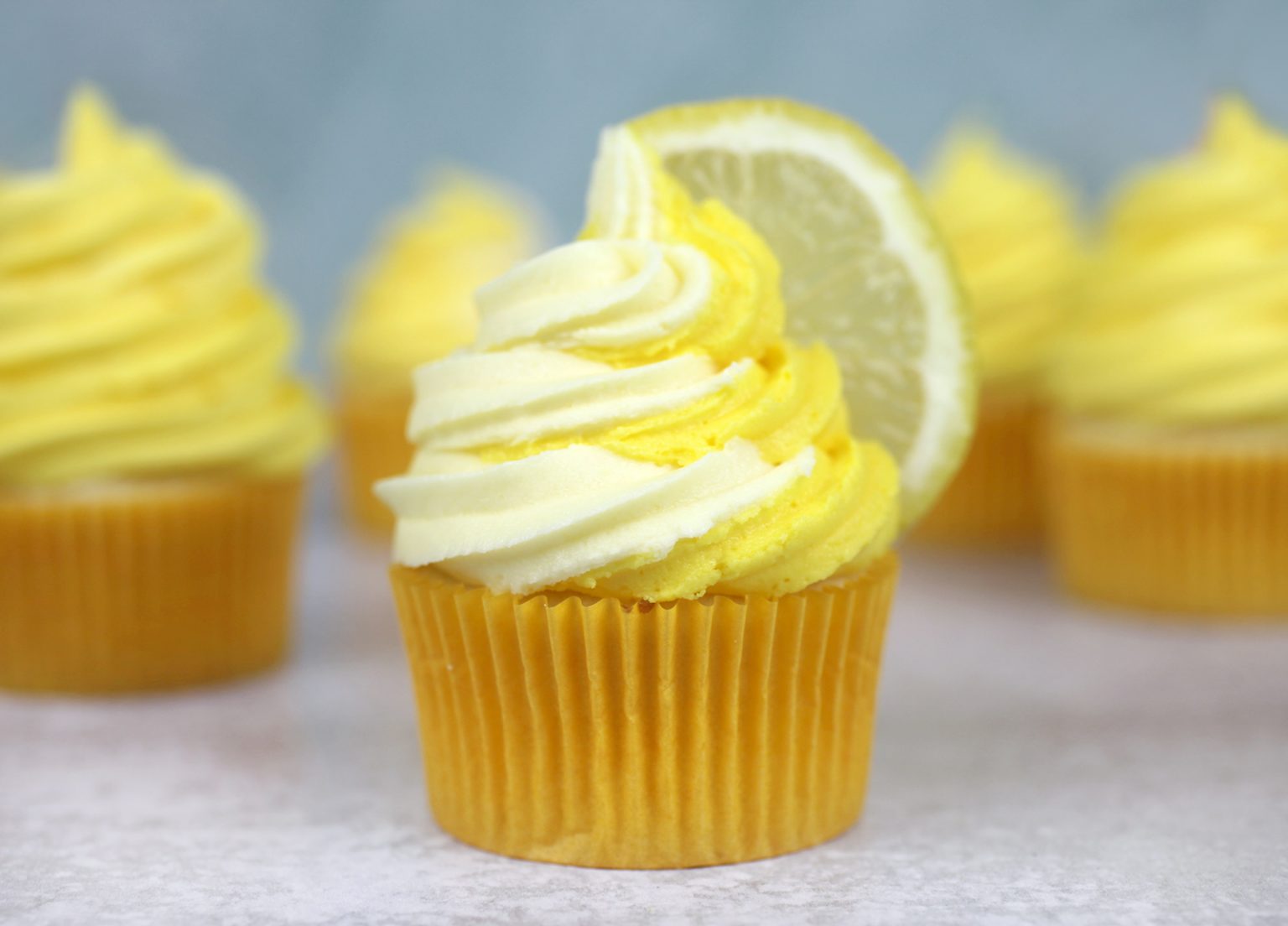Lemonade Cupcakes - Bakerella