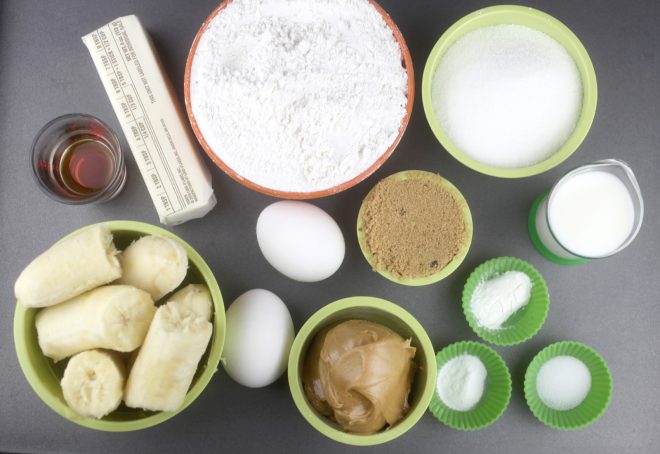 Bakerella – cake pops, cupcakes, cookies and more