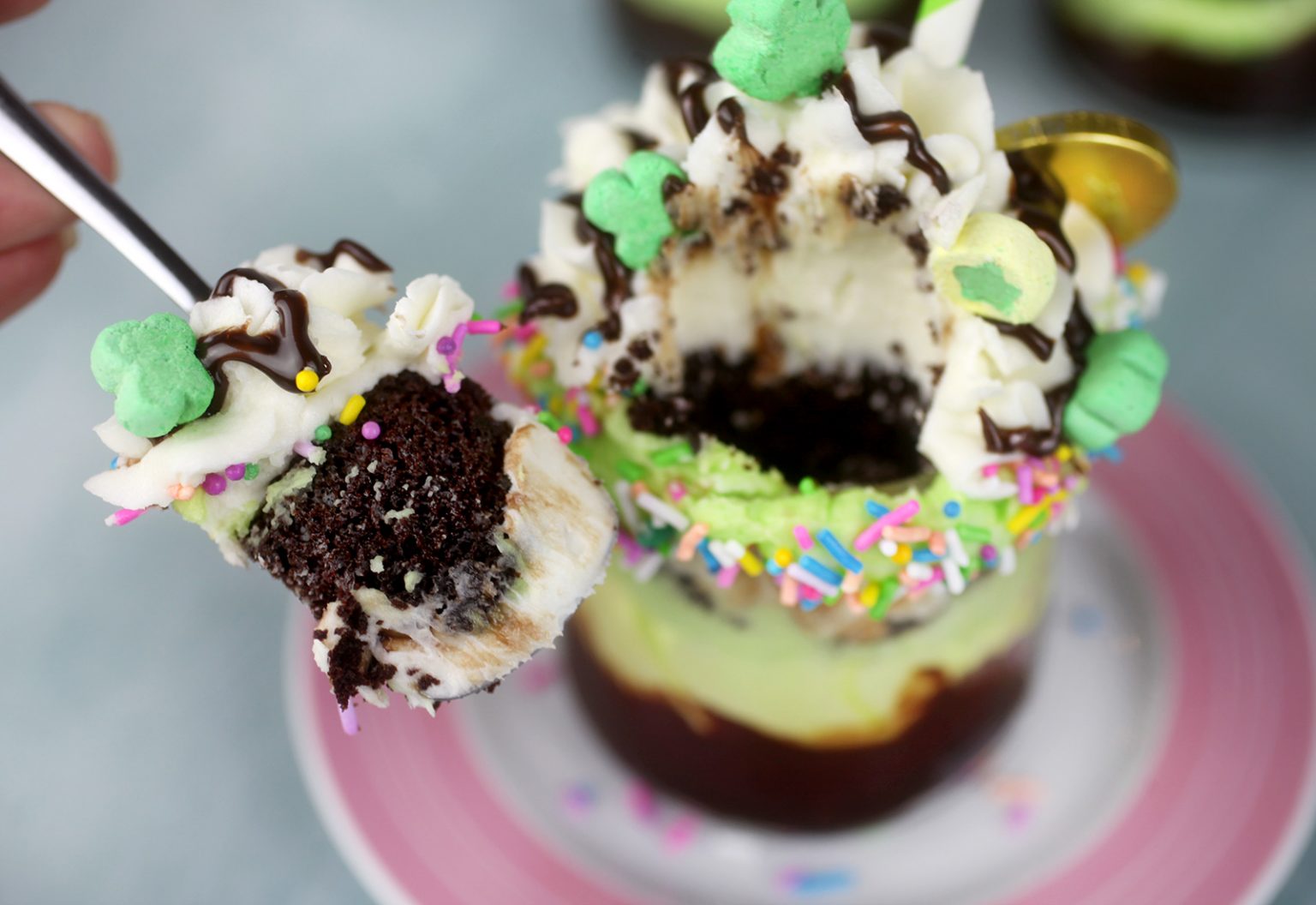 Mini Shamrock Shake Cakes - Bakerella