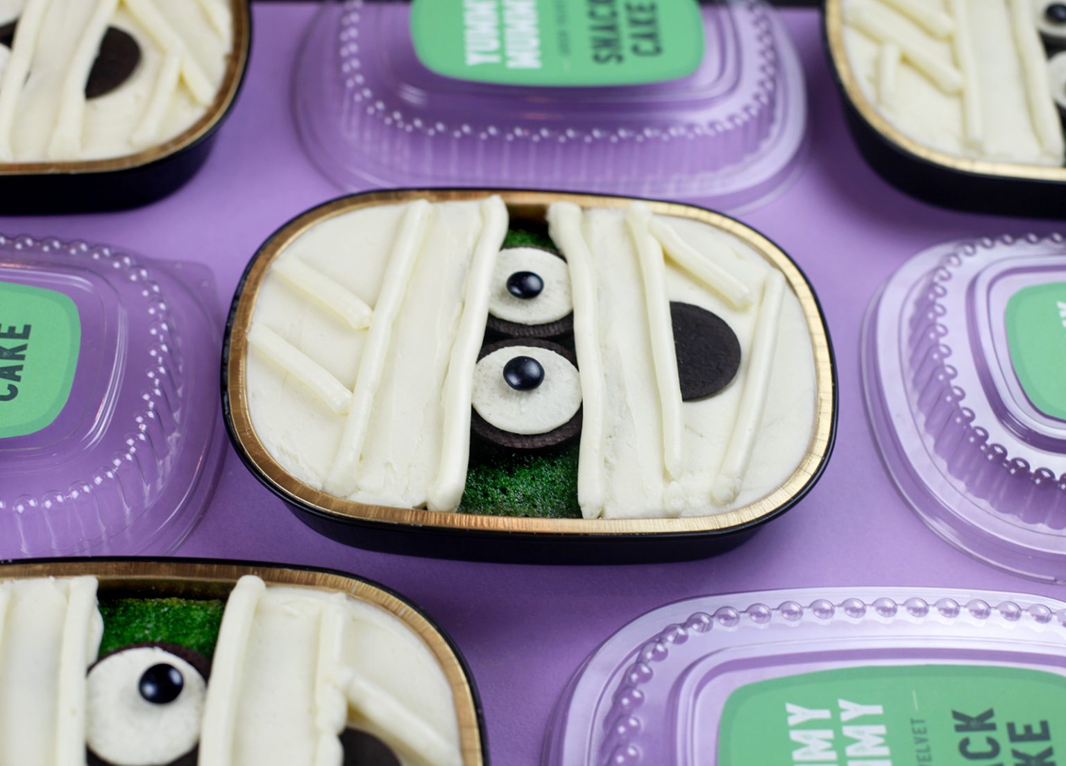 Yummy Mummy Snack Cakes - Bakerella